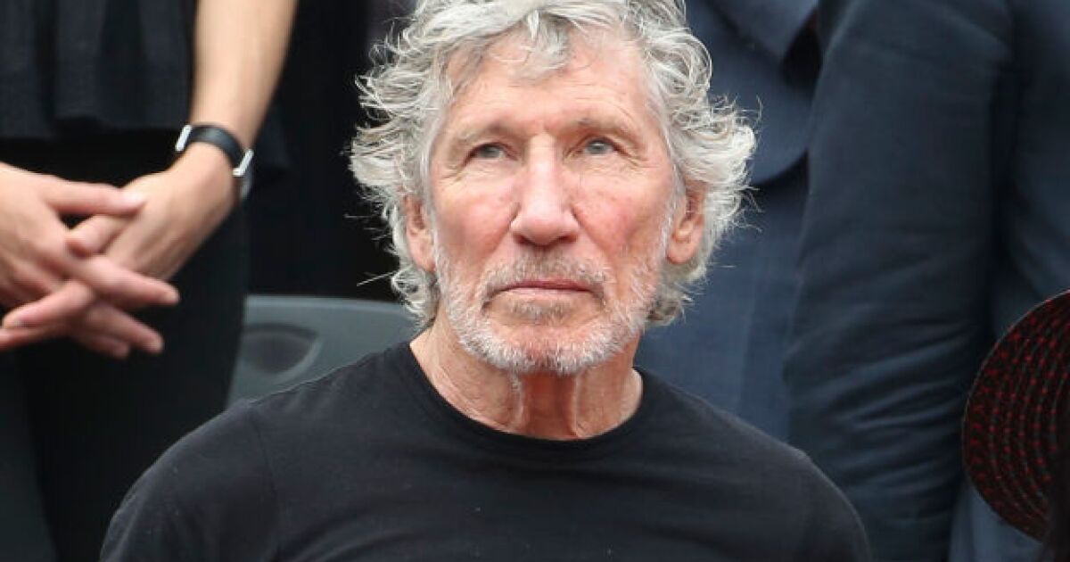Como cualquier mortal, Roger Waters viaja en metro por Nueva York, aquí ...