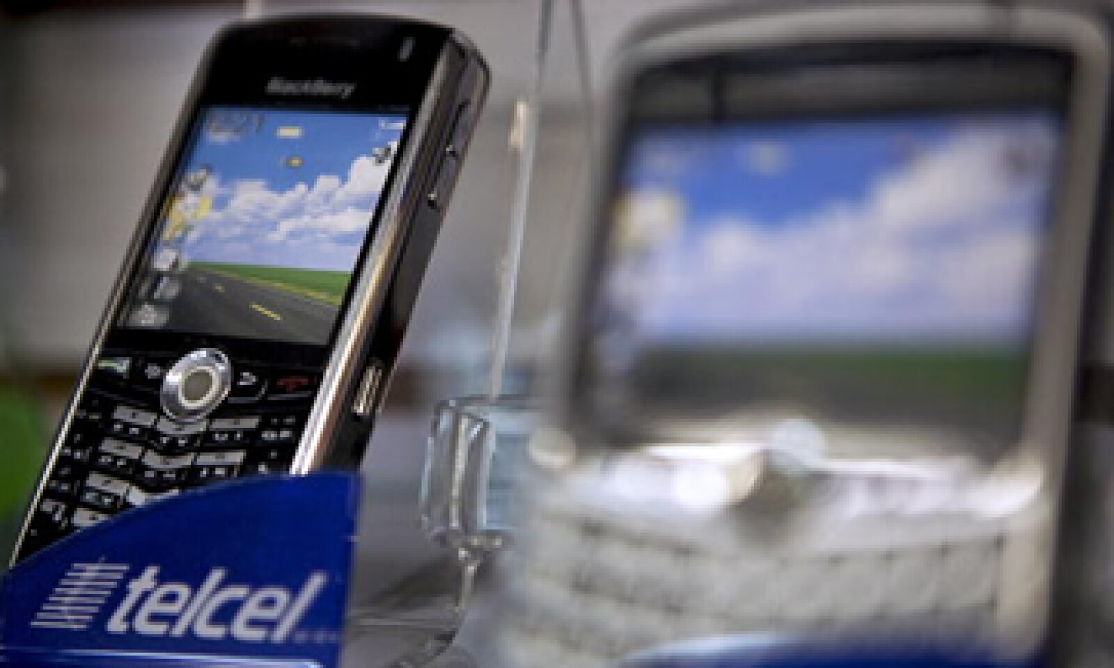 AMóvil enfrenta procedimiento de Ifetel