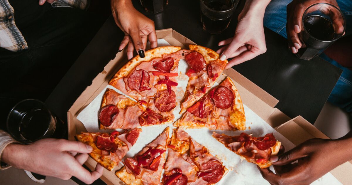 Little Caesars desata la guerra de las pizzas en México