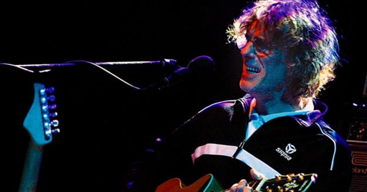 La leyenda del 'rock' argentino Luis Alberto Spinetta muere a los 62 años