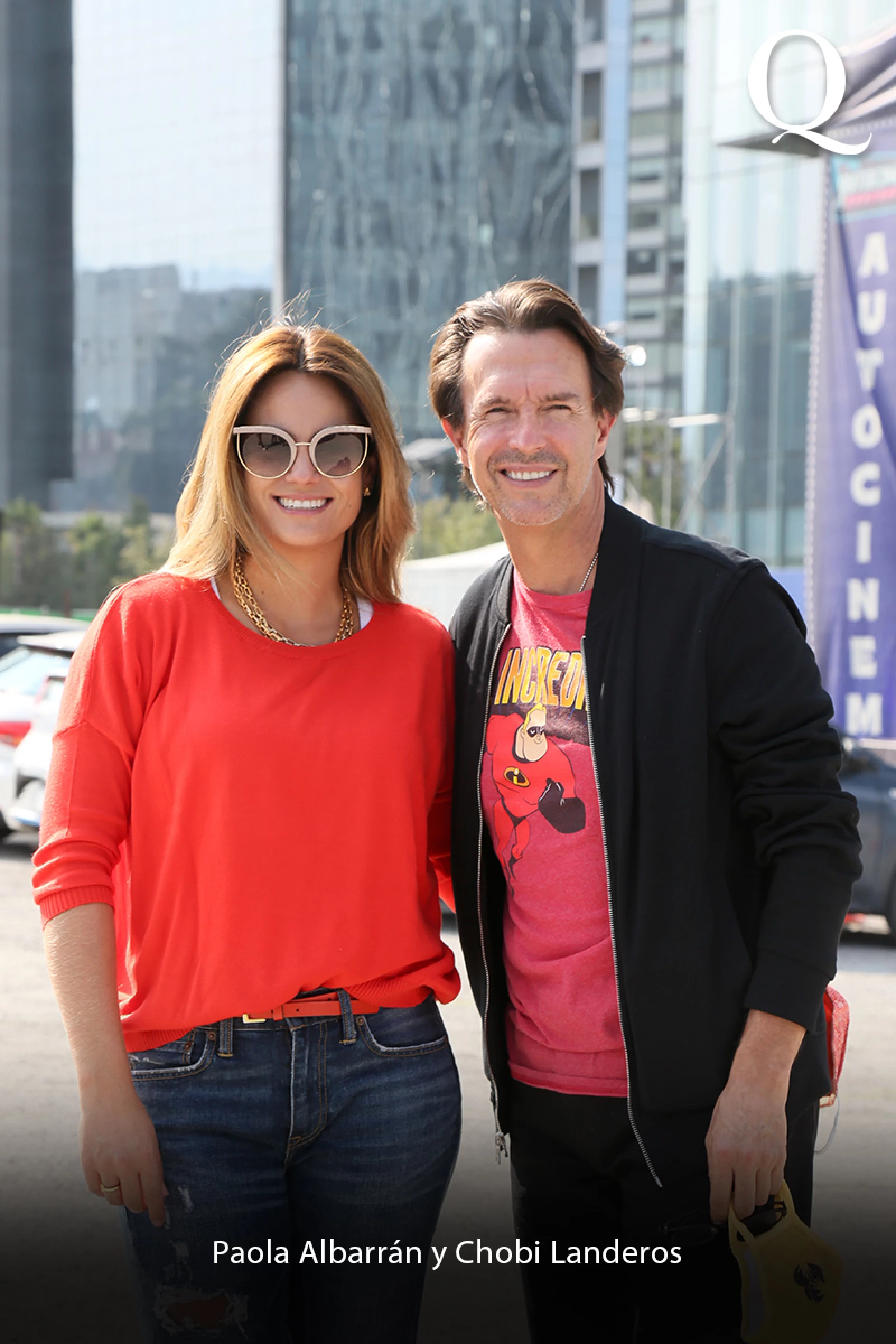 La familia Landeros Albarrán en el Autocinema Santa Fe