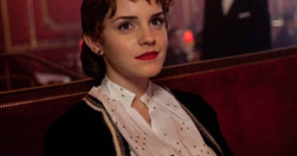 Emma Watson muestra su look retro