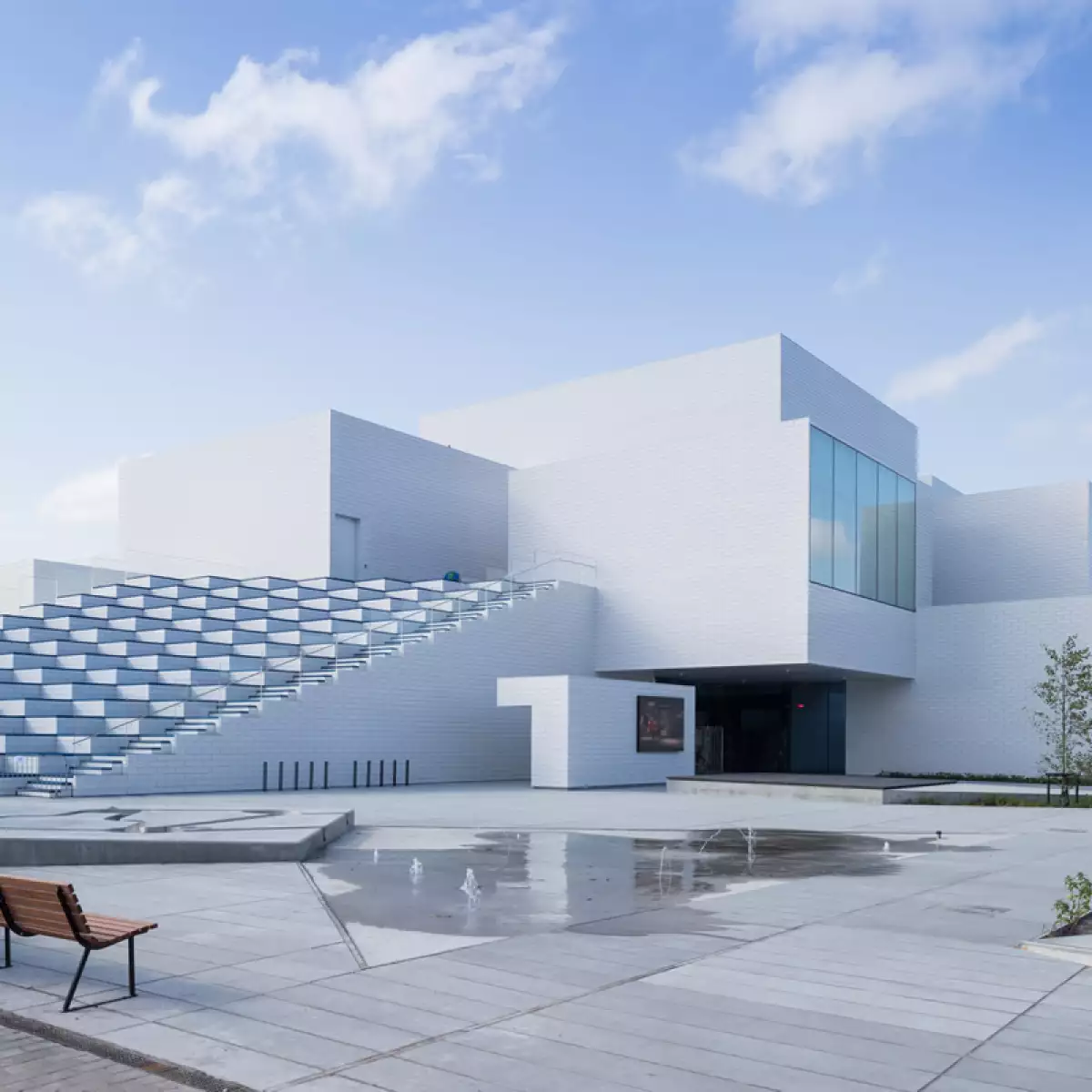 Así es el edificio Lego House, en Dinamarca