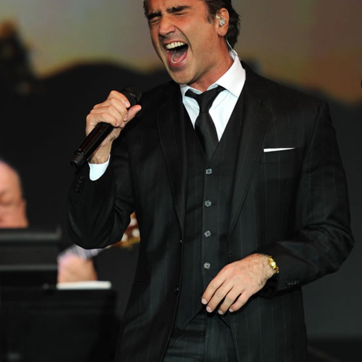 Así ha cambiado Alejandro Fernández a través de los años