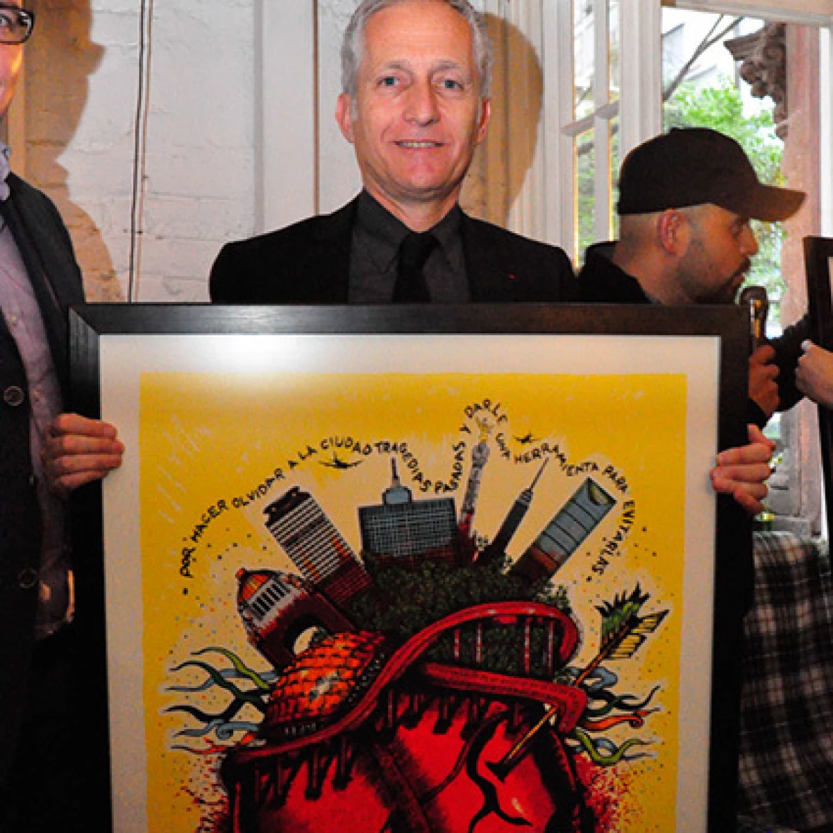 La entrega del Corazón Chilango