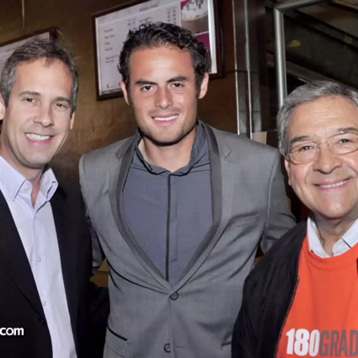 Fernando Kalife presenta `180 Grados´