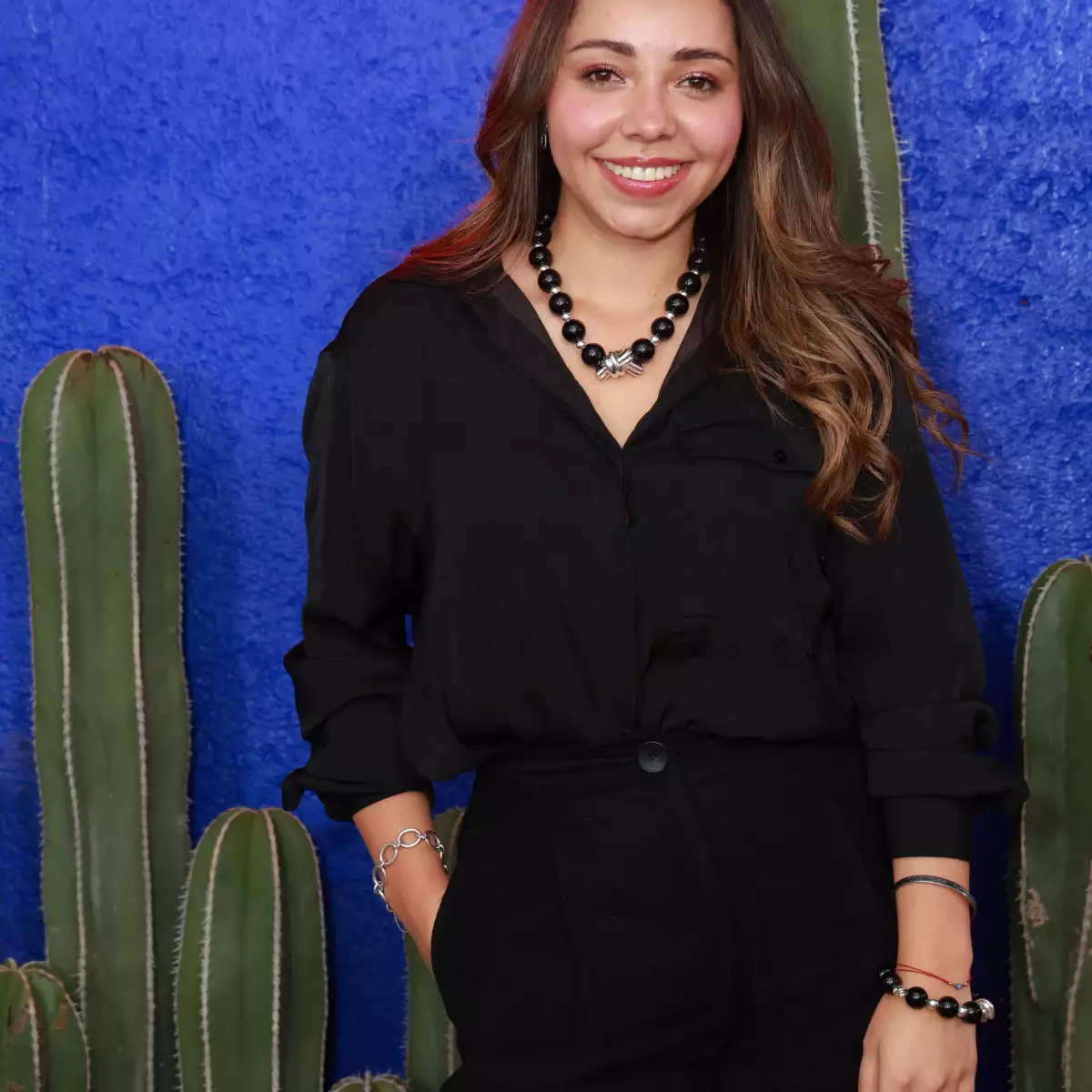 Comex pintó de Azul Colonial -784 el emblemático edificio en Masaryk