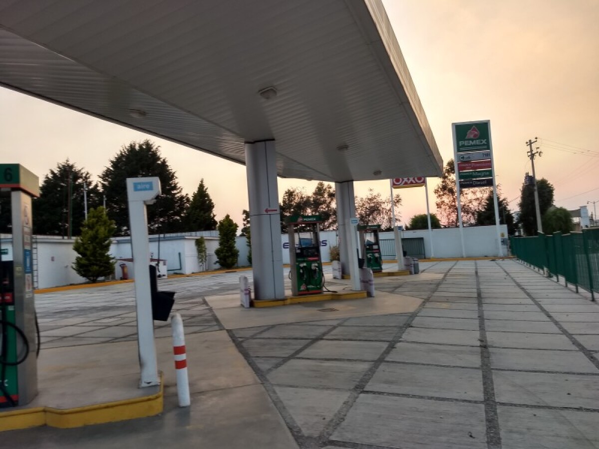 Descubre una de las gasolineras más baratas del país... que cerró hace ...