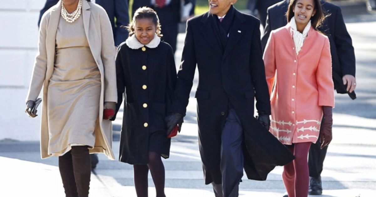 La familia Obama acude a misa
