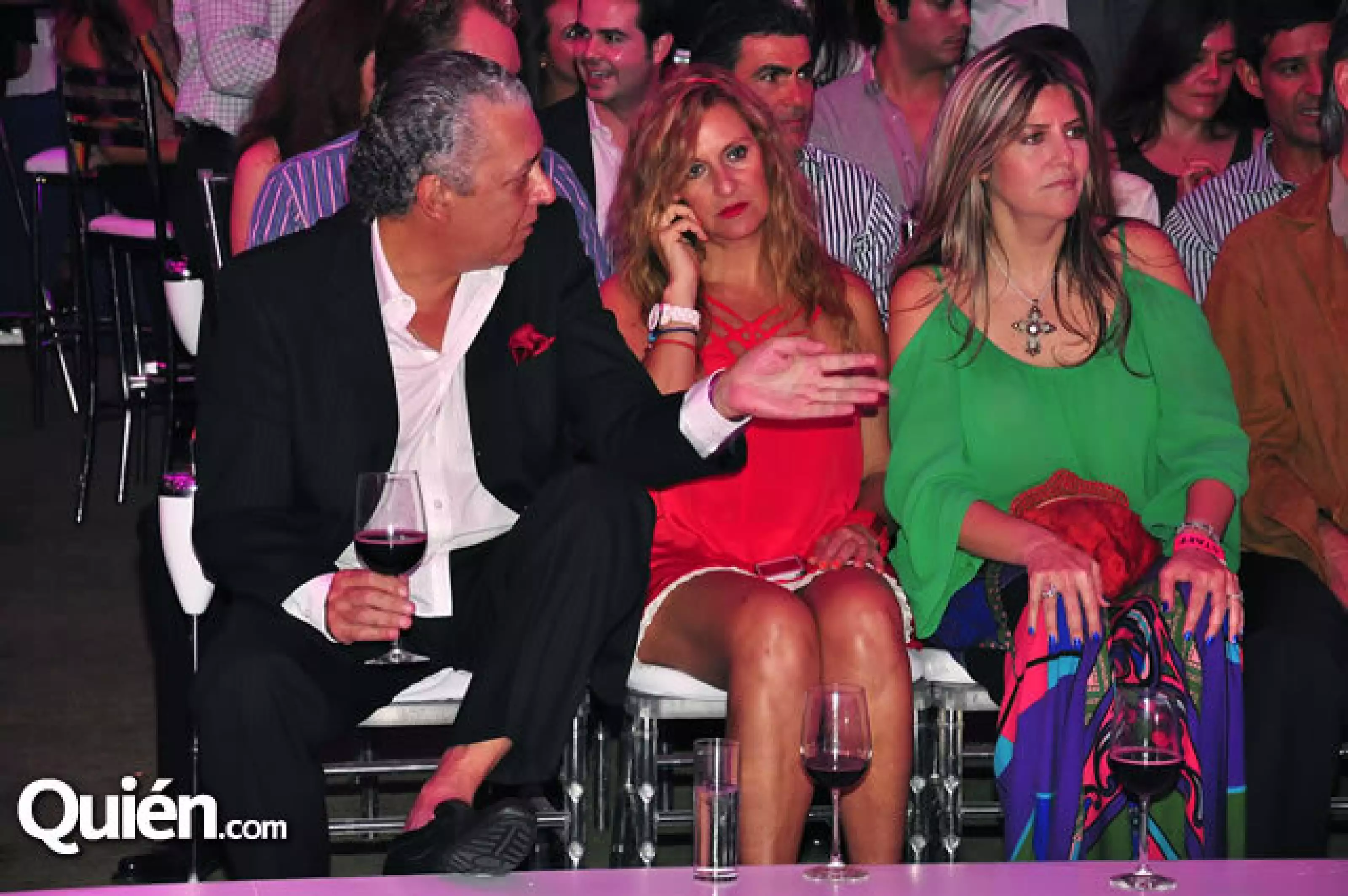 Candice Swanepoel de visita en Guadalajara