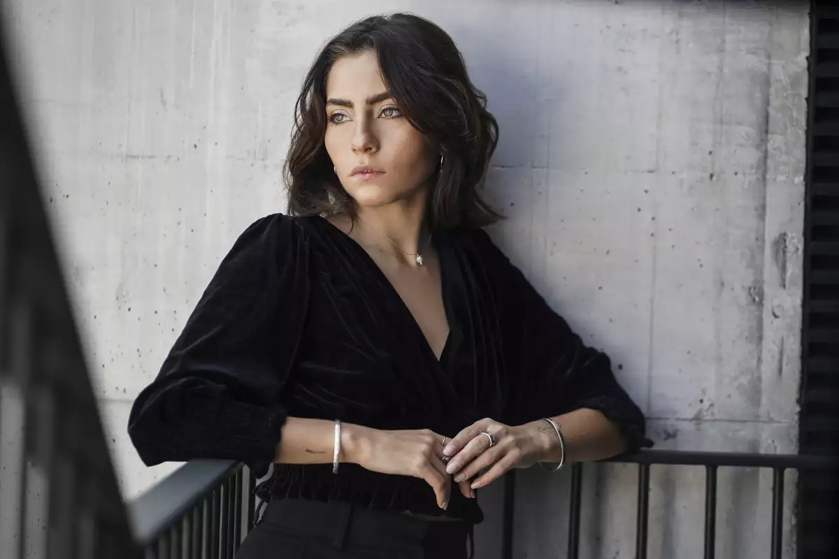 Camila Araiza, hija de Raúl Araiza, se declaró panromántica y demisexual