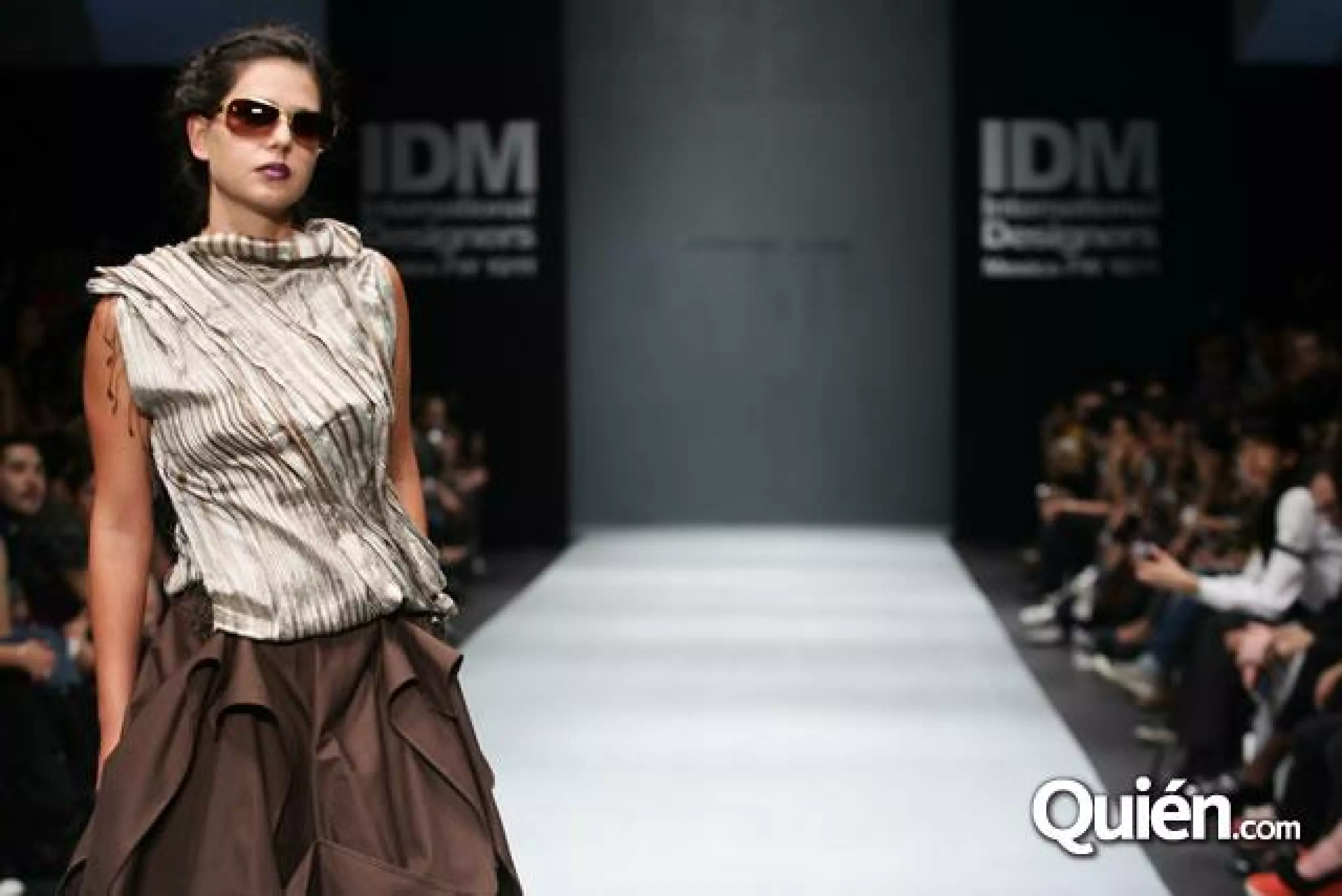 Alessandro Alviani de-construction