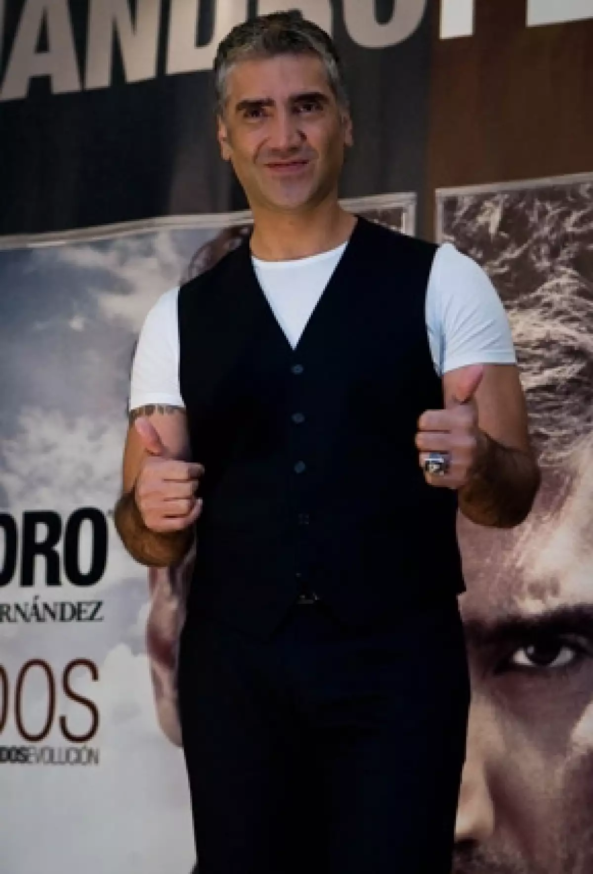 Alejandro Fernández presenta nuevo disco