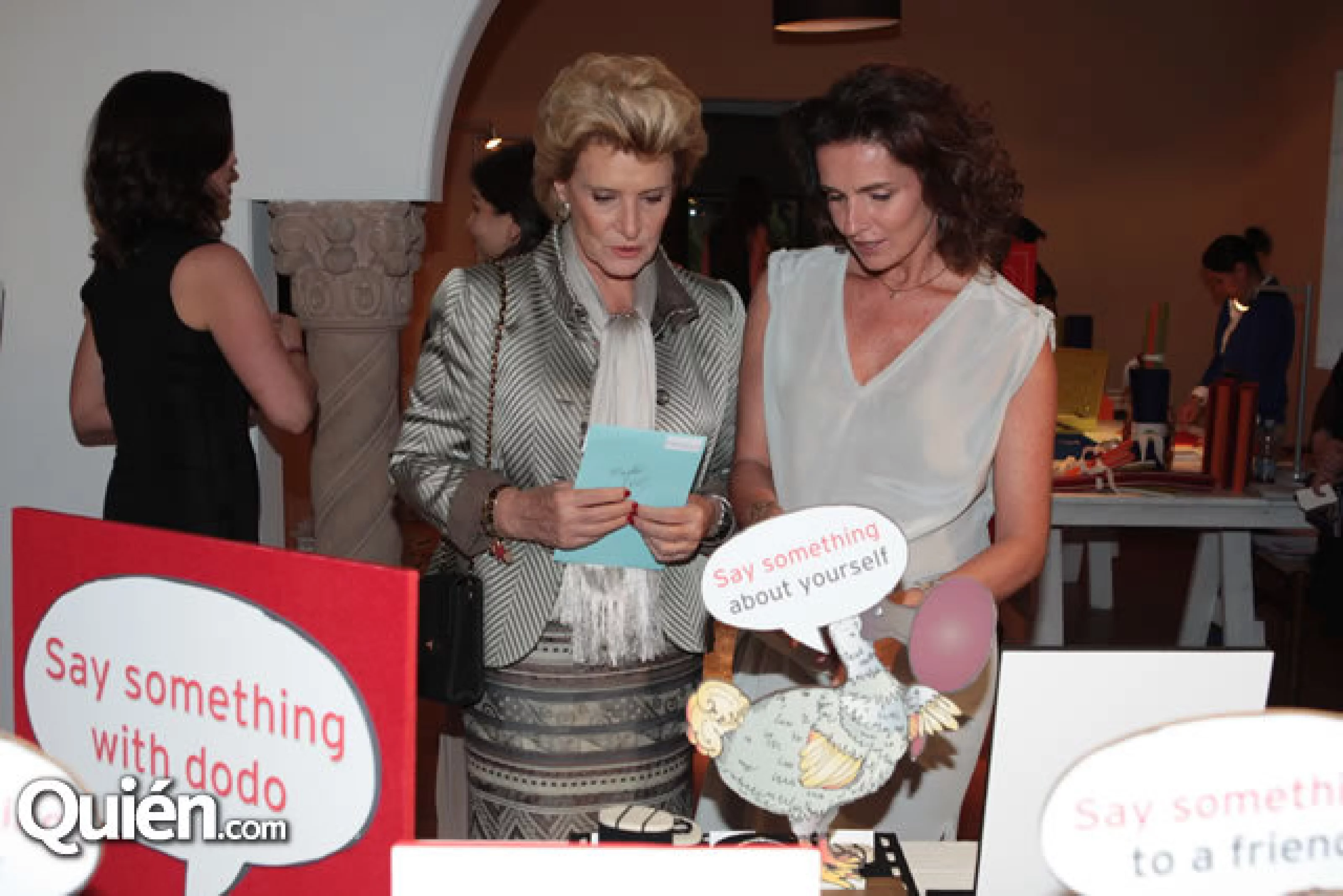 Emilio Azcárraga y Sharon Fastlich en presentación de joy...