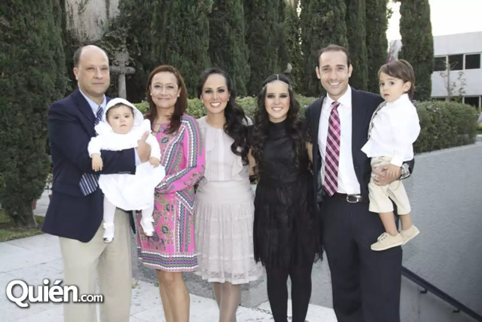 Bautizan a Fabianan Monteón