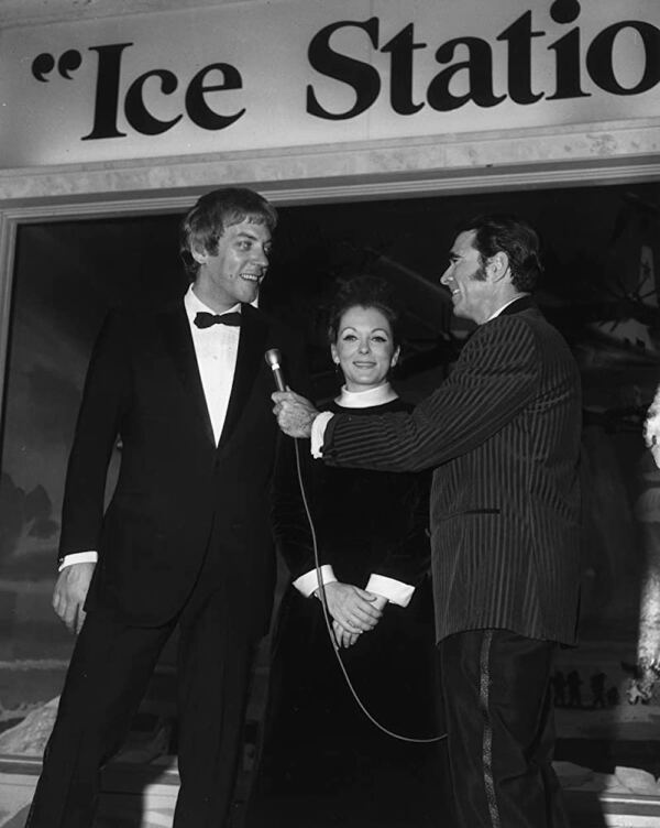 Muere la actriz Shirley Douglas a los 86 años