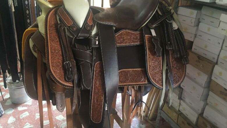 El taller de talabartería que trabaja con pieles exóticas