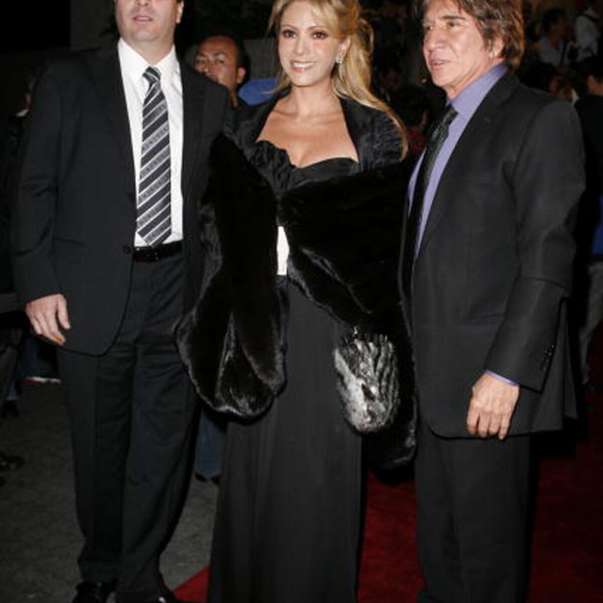 Nieto de Díaz Ordaz es arrestado tras agredir a pasajeros en avión