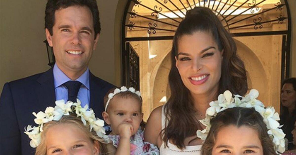 Bárbara Coppel y familia, en la primera comunión de sus sobrinos en Los ...