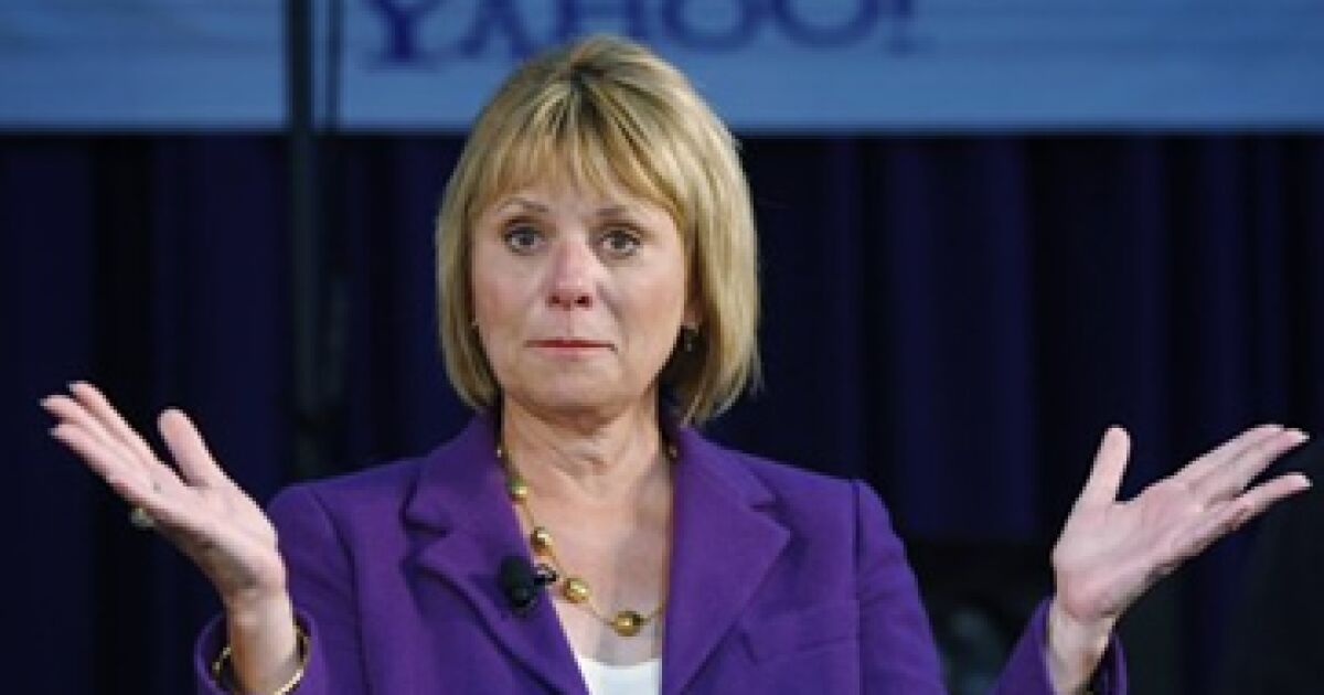 Yahoo despide a Carol Bartz
