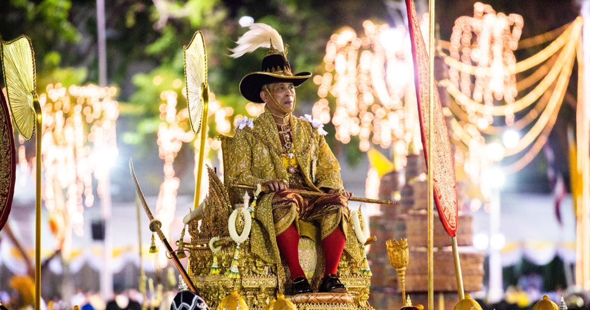 Revelan quiénes son las reinas y los reyes más ricos del mundo