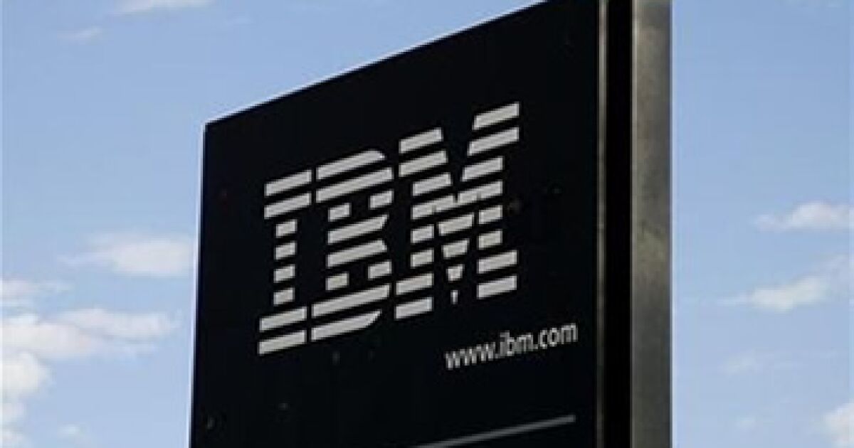 Contabilidad de IBM bajo investigación; sus acciones caen