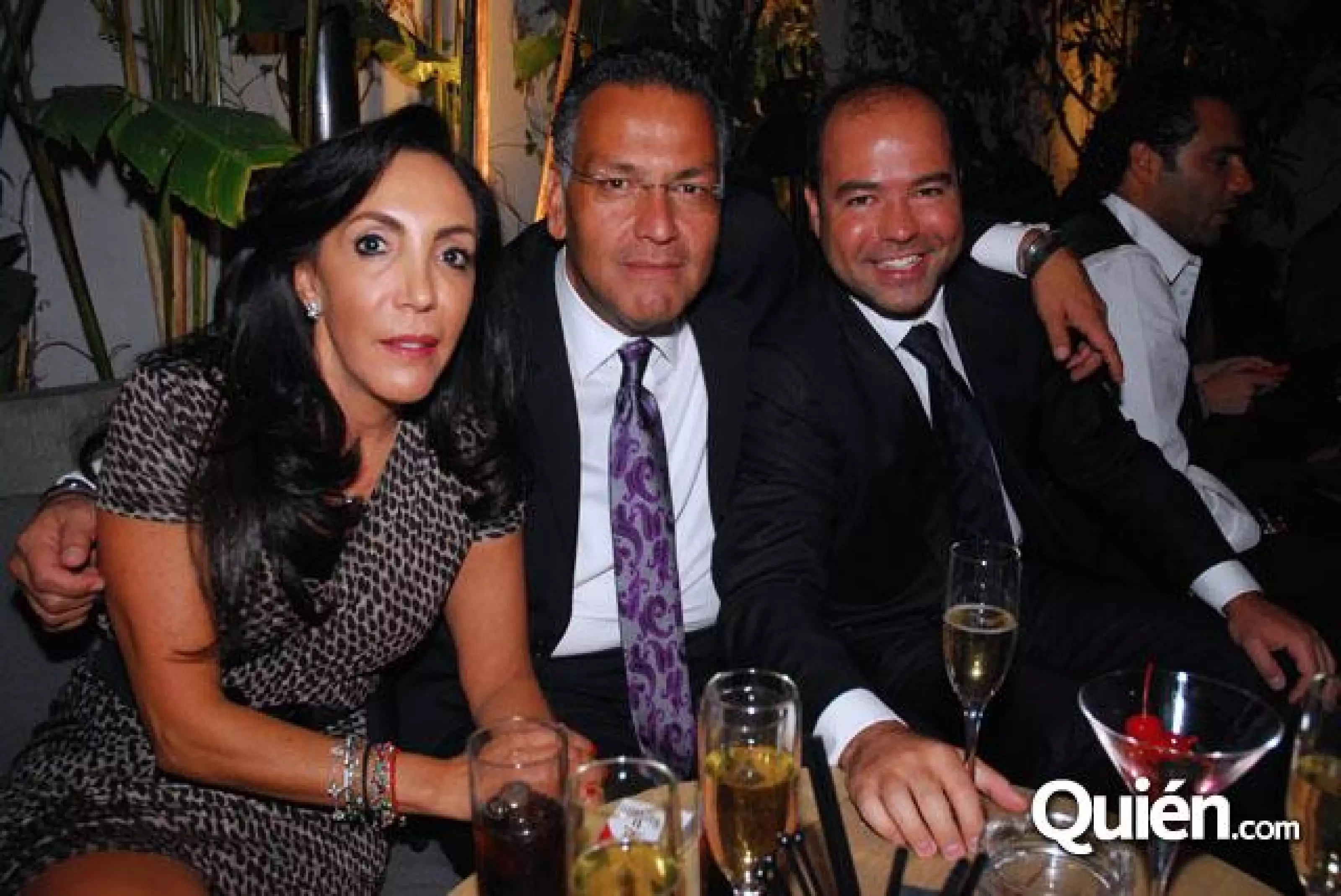 Luisa Serna festeja en el Club 55