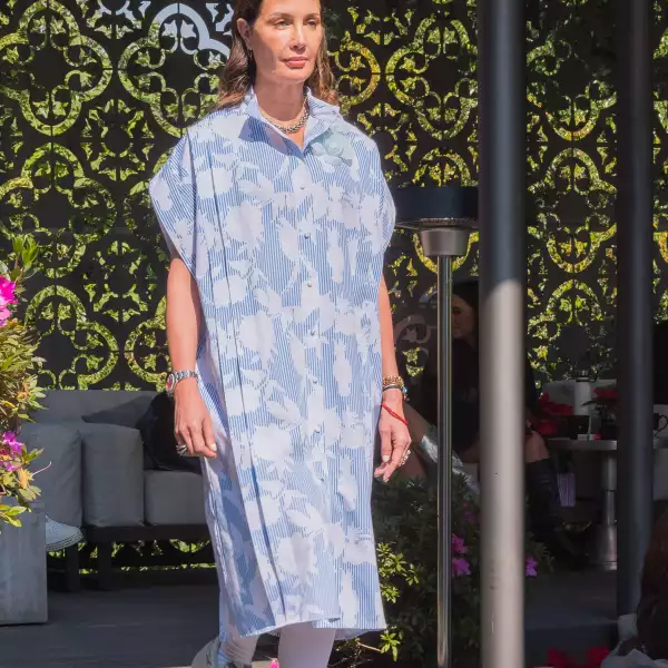 Alejandro Carlín presenta su nueva colección entre amigos