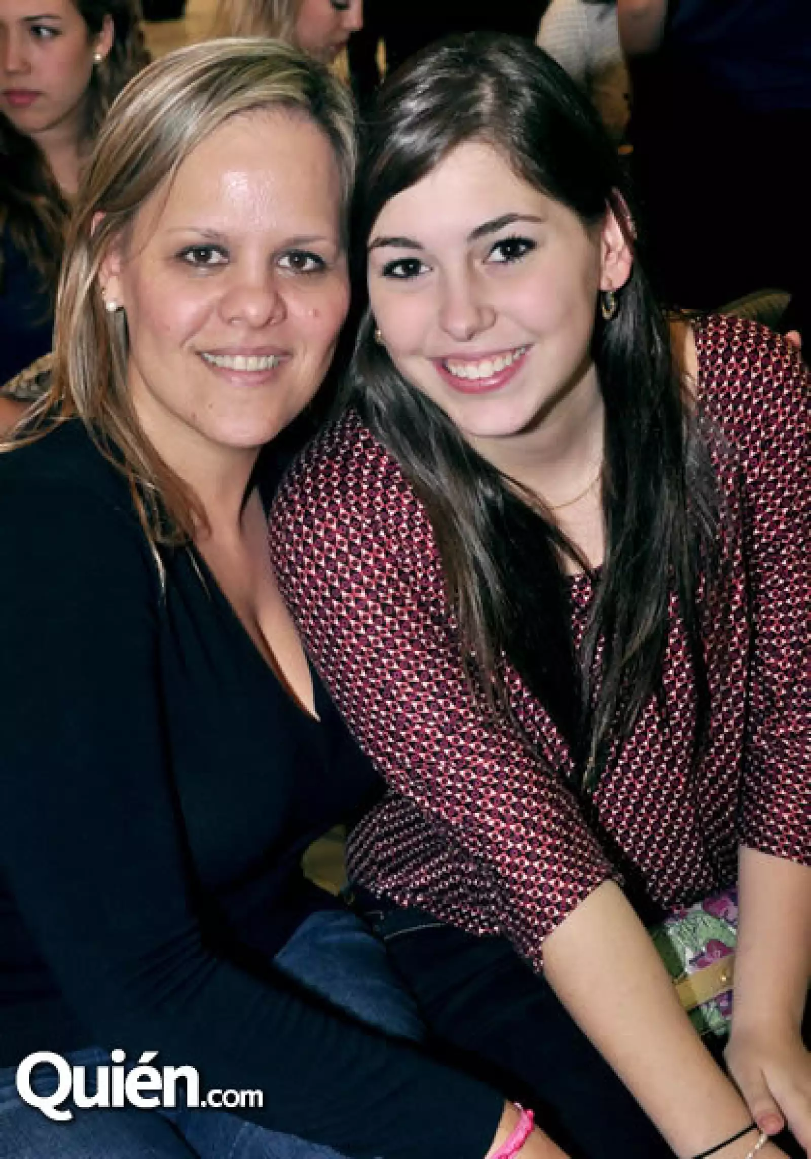 Presentan temporada de invierno en Plaza Fiesta San Agustín