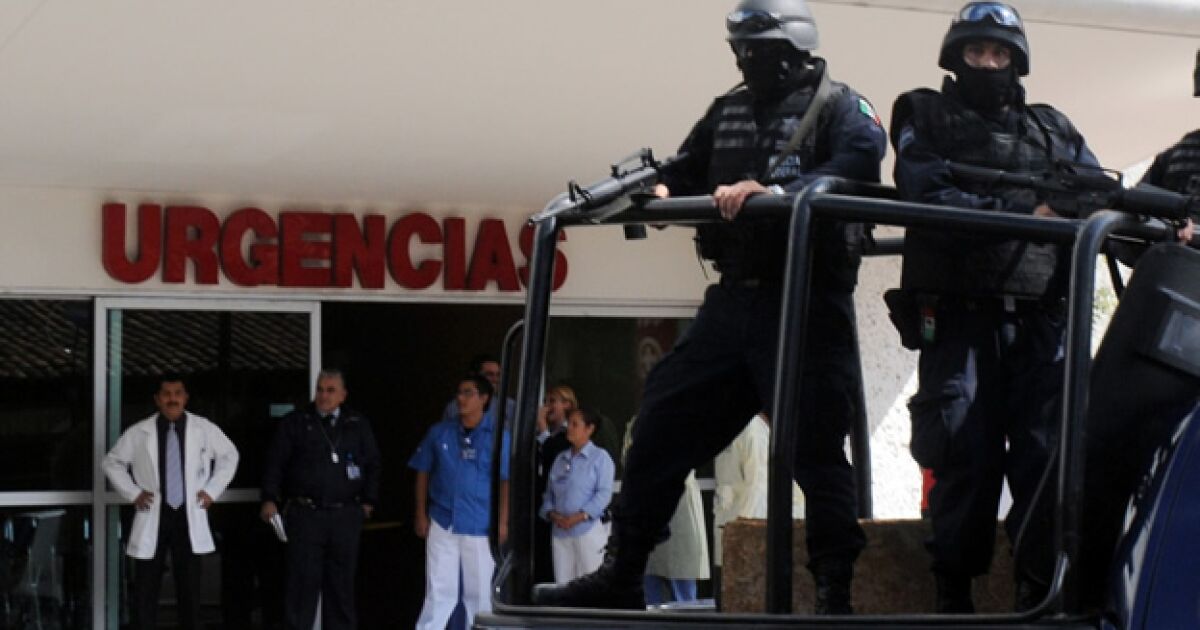 Soldados refuerzan patrullajes en Zitácuaro tras emboscada a policías