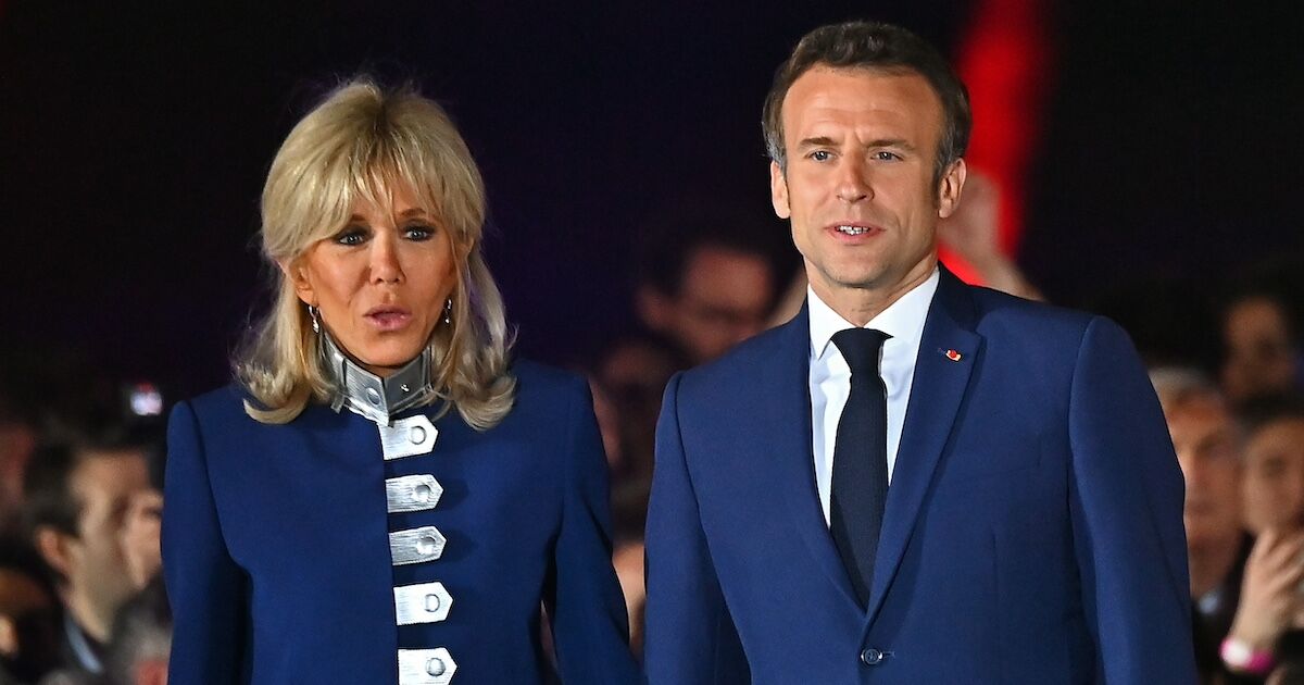 VIDEO: Emmanuel Macron es cacheteado por su esposa y desata especulación