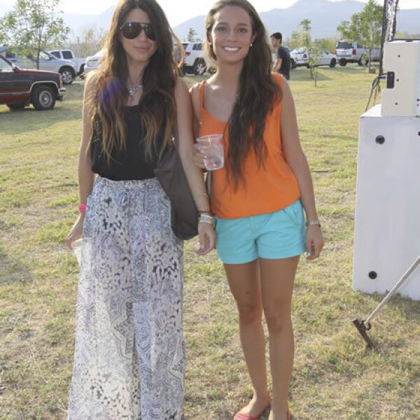 Tapatíos disfrutan una tarde en el lago