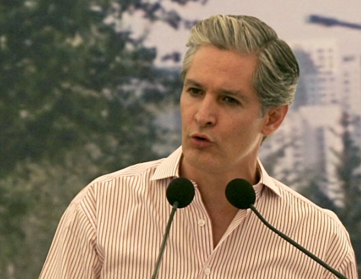 Alfredo del Mazo, para las que aspiran a Primera Dama