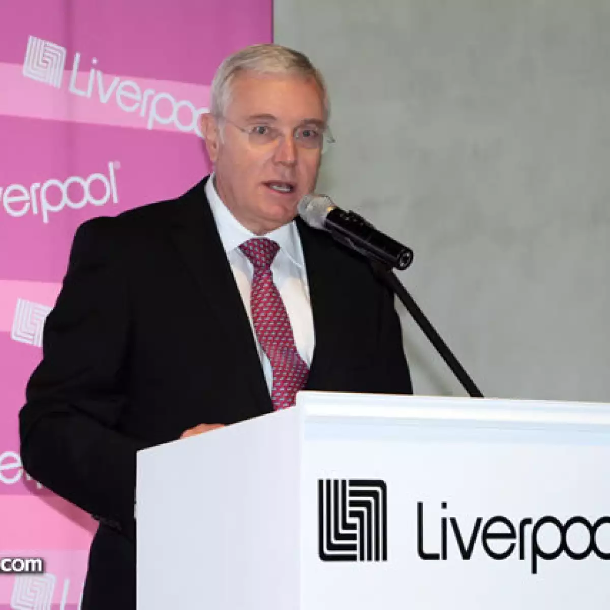 Alfredo del Mazo inaugura Liverpool de Interlomas