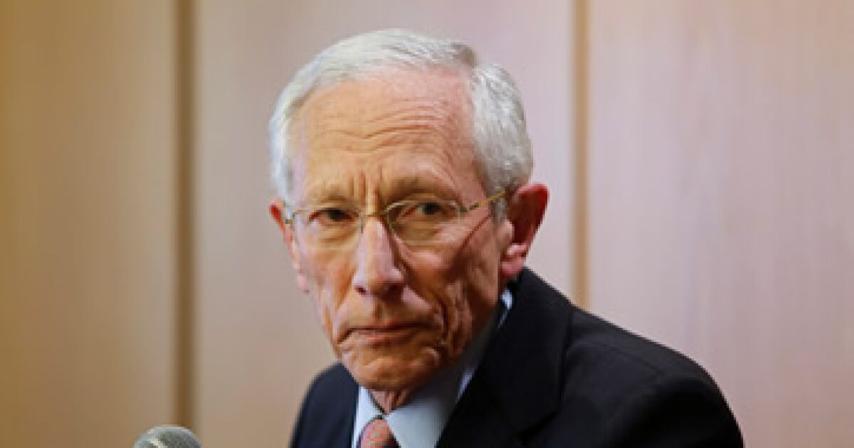 ¿Quién es Stanley Fischer?