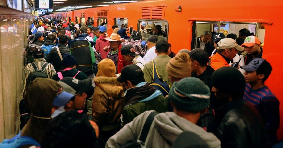 ¿Qué pasó en la Línea 2 del Metro? No hay servicio en estas estaciones