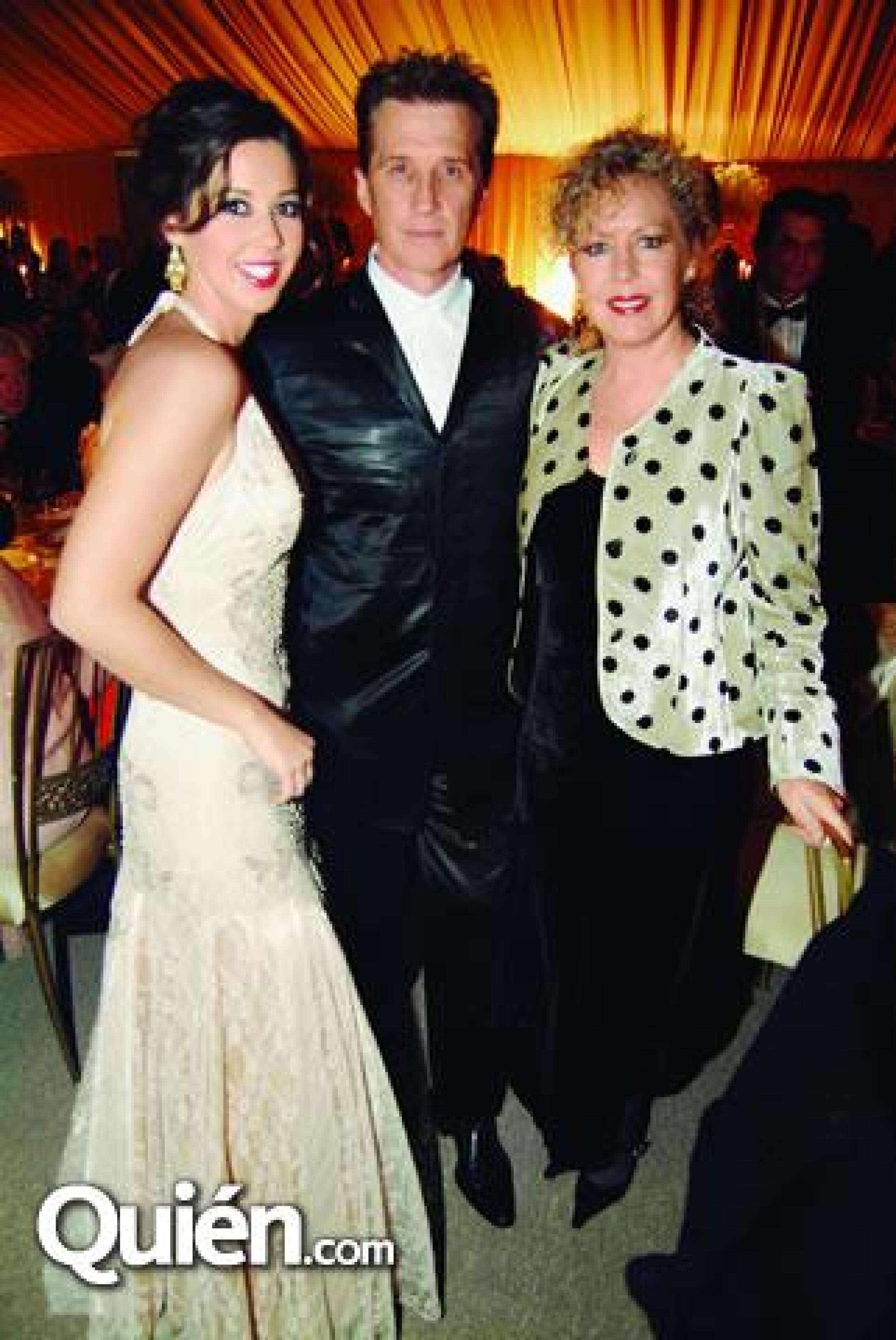 Luis Miguel cantó en la boda de la hija de Hank