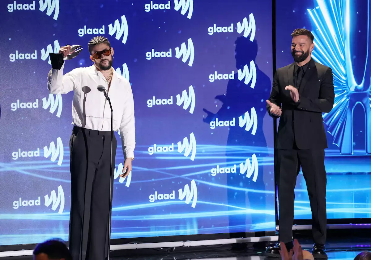 Ricky Martin premia a Bad Bunny por 'defender enérgicamente' a ... Ricky Martin premia a Bad Bunny por 'defender enérgicamente' a ...