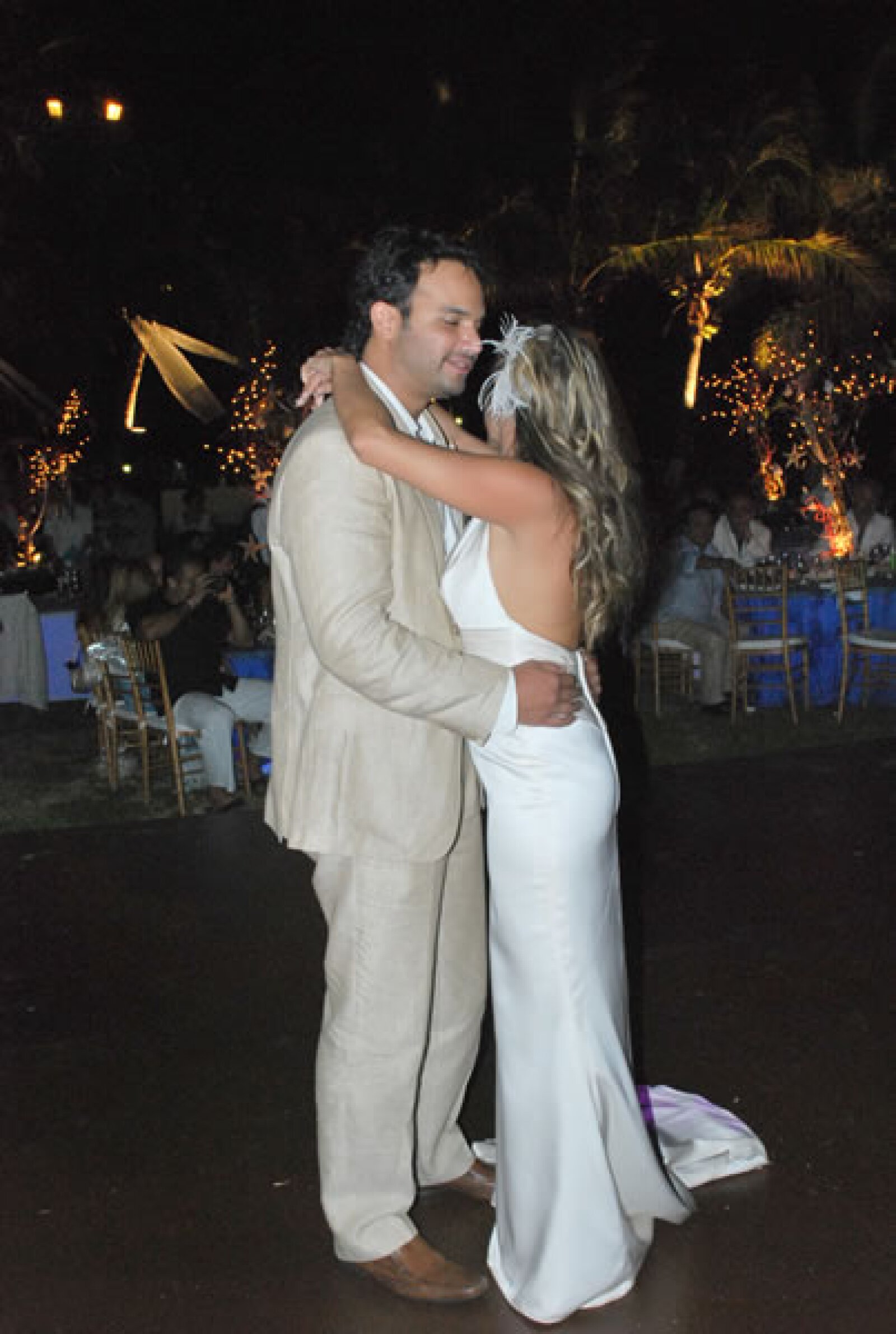 Alejandra y Paco Cobos su boda en Acapulco