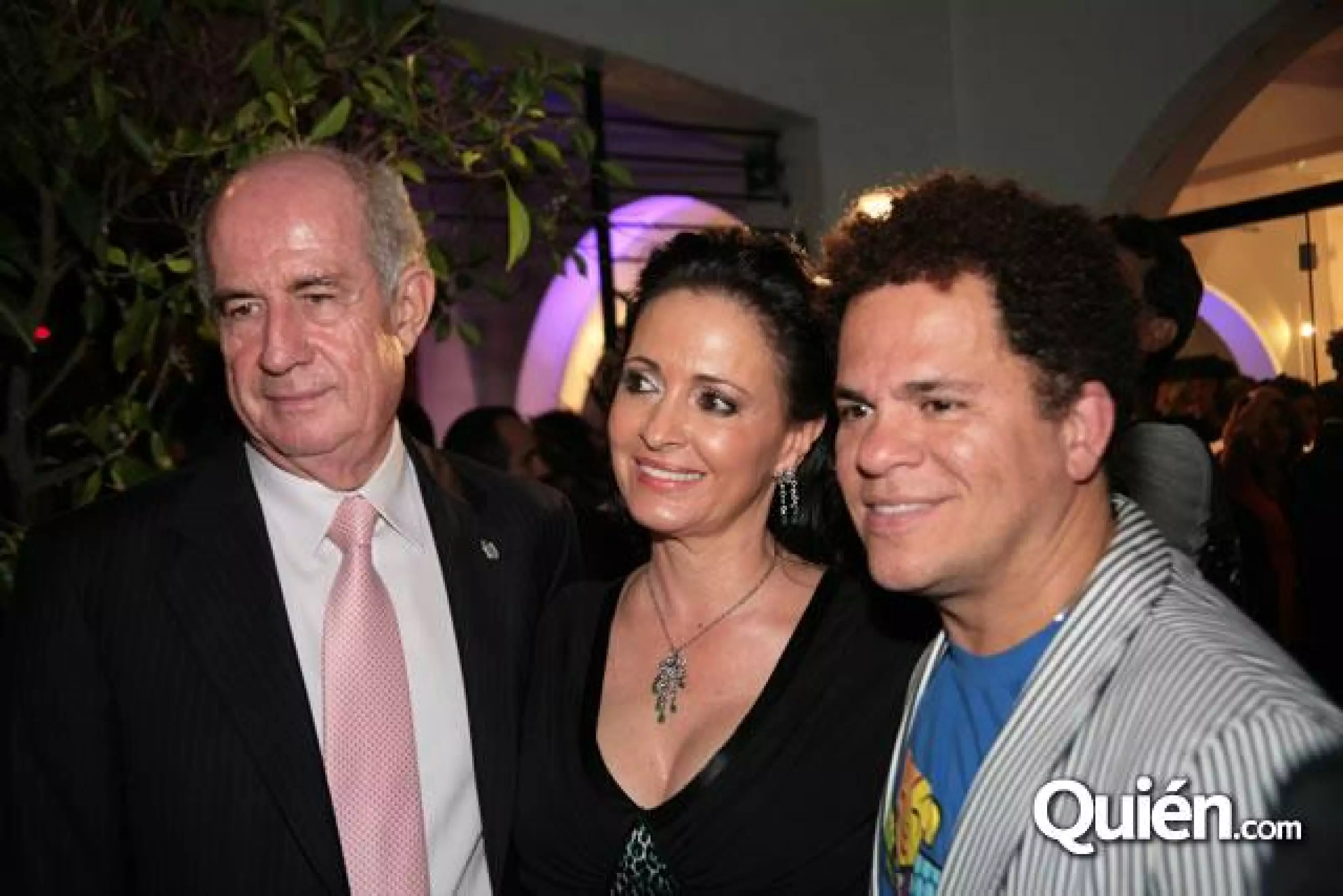 Marc y Renata Pariente en exposición de Romero Britto