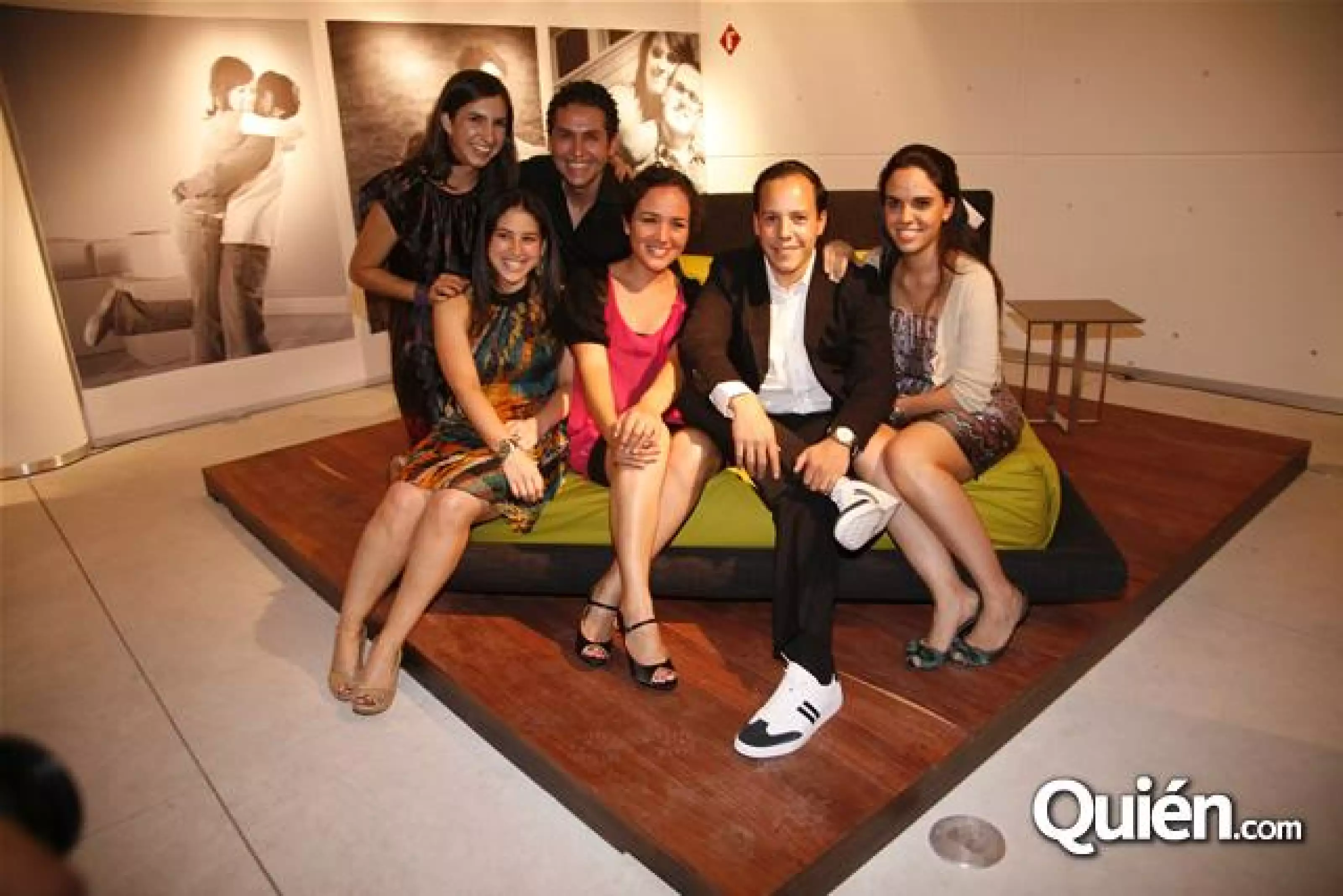 Presentan nueva línea en Moda in Casa