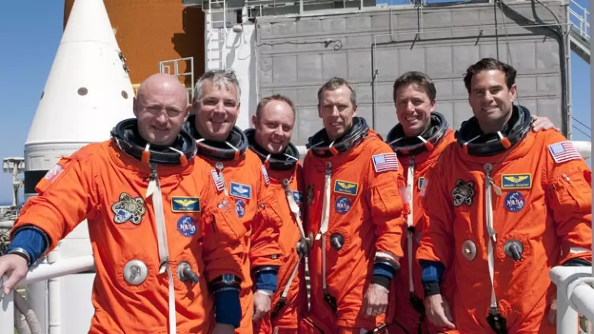 El Endeavour ajusta sus engranes para su último viaje al espacio