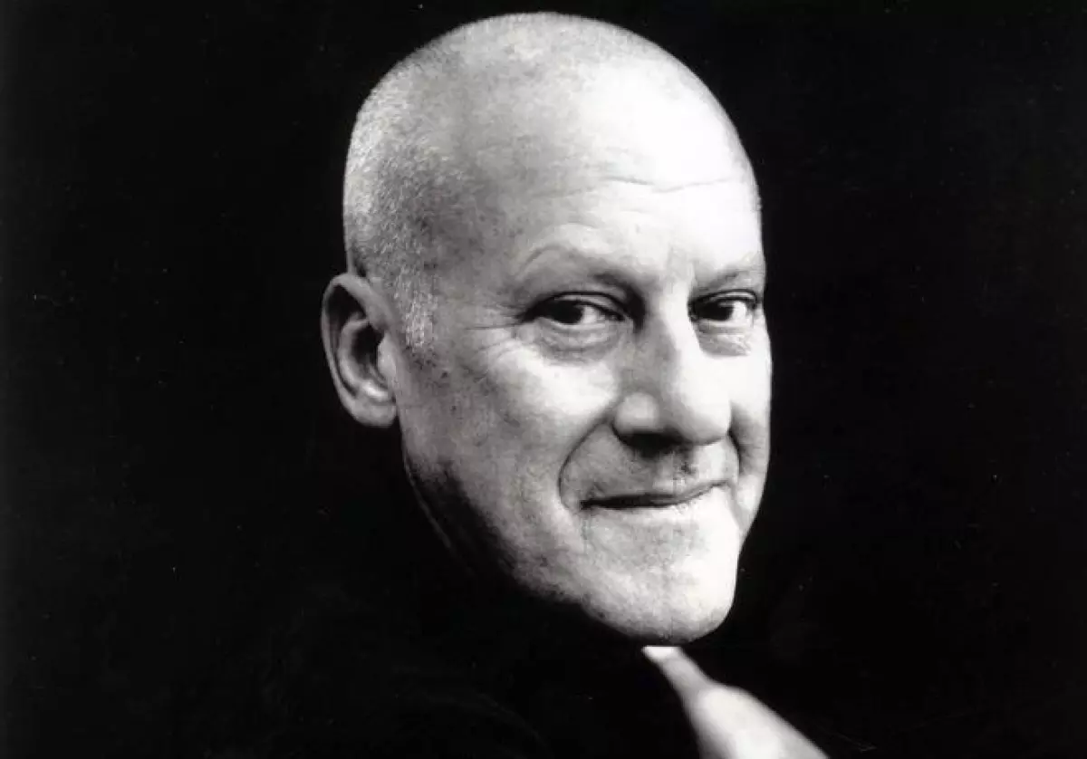 Norman Foster, ganador del premio Pritzker en 1999