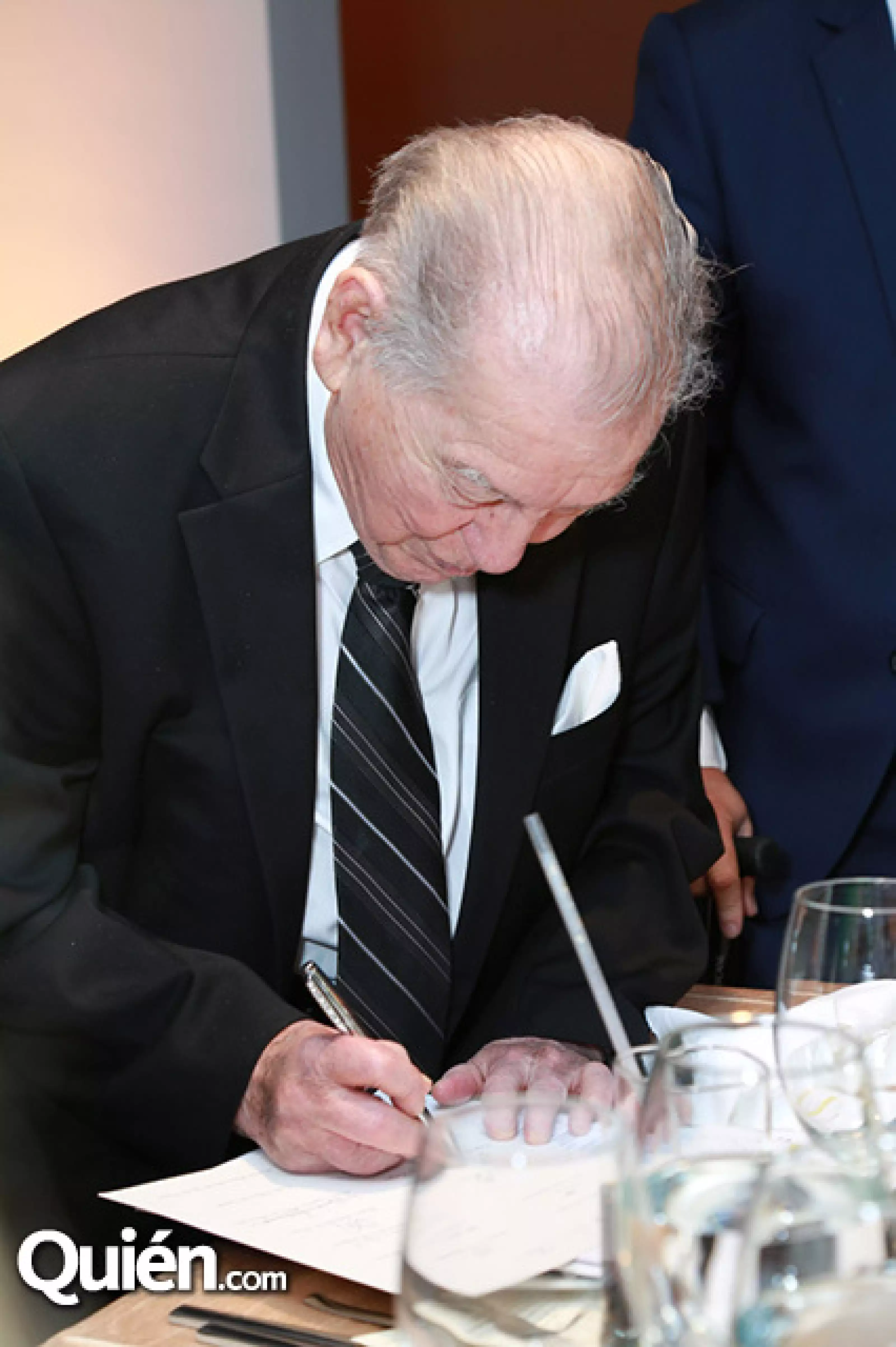 #QuiénMTY La boda civil de Andy Benavides y Octavio Leal