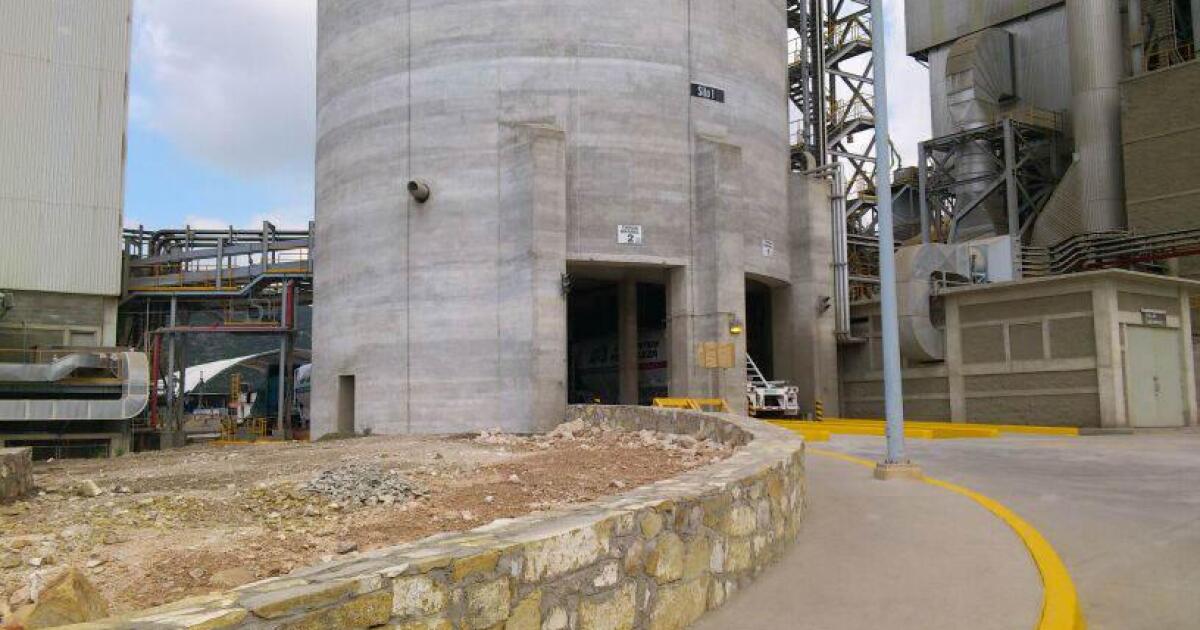 Elementia busca entrar a EU con la compra de Giant Cement