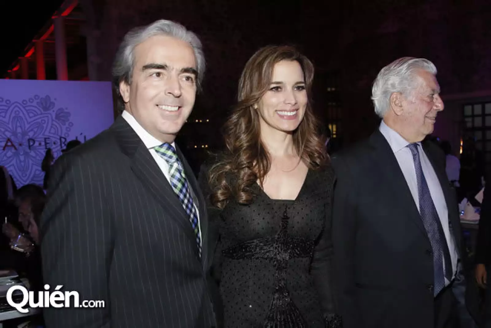 Mario Vargas Llosa y Lorenzo Lazo en la gala de Viva Perú