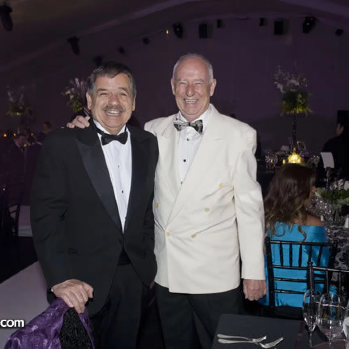 Unen sus vidas Mónica Argüelles y Alejandro Negrete