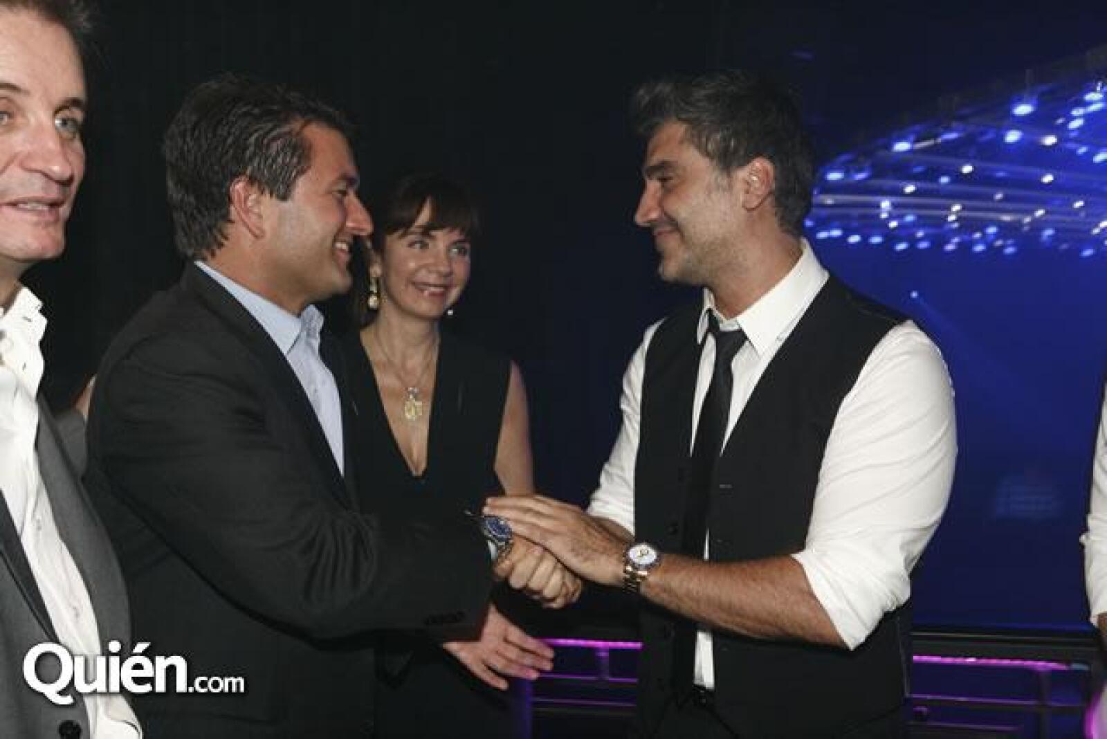 El Potrillo inaugura Obelisco