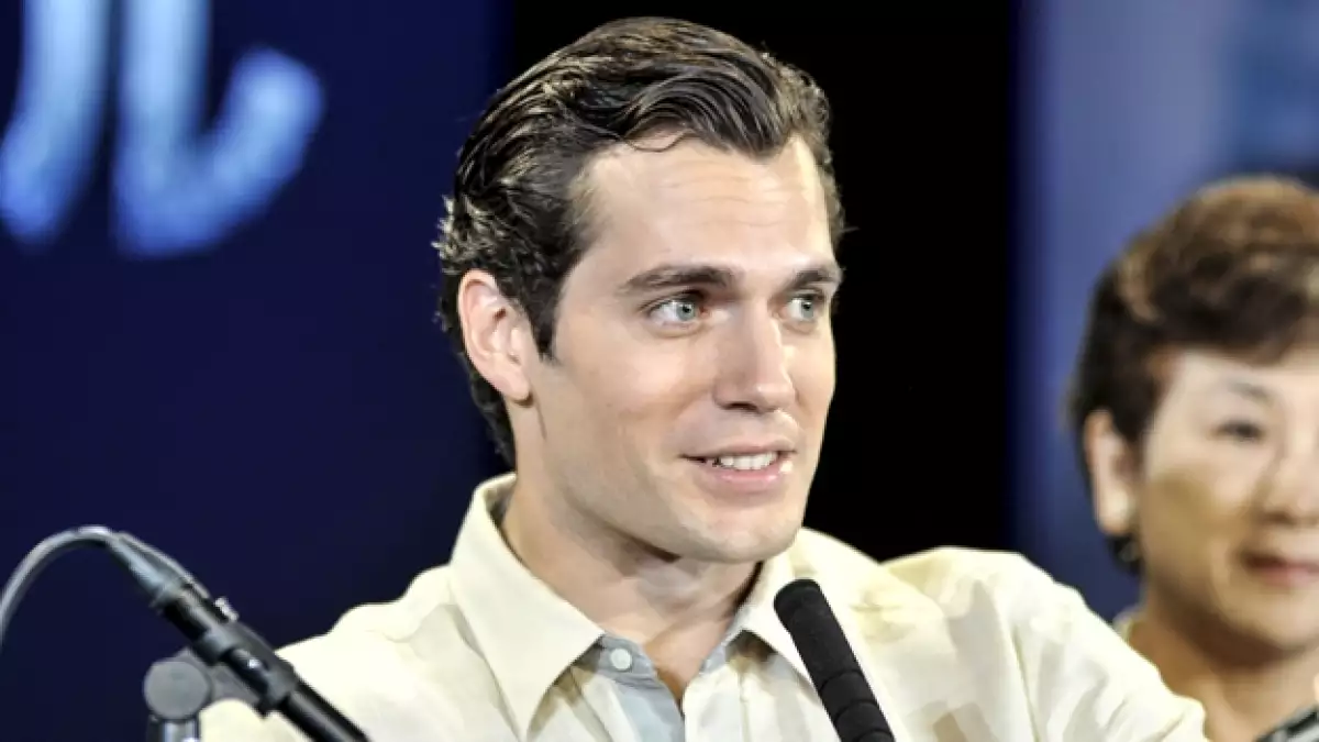 La primera fotografía de Henry Cavill como Clark Kent