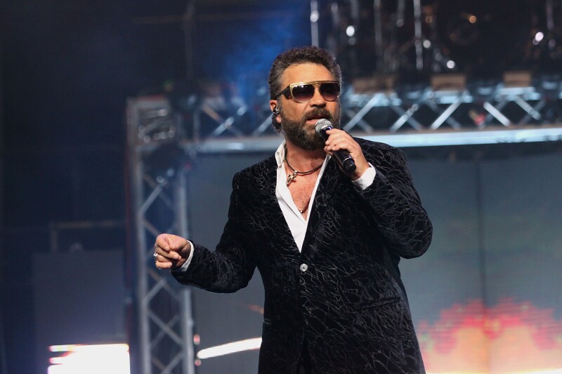 Mijares revela la forma en la que sus hijos lo han ayudado en su carrera